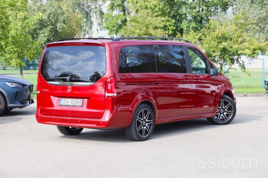 Sarkans Mercedes-Benz V 250 2023 Rīga, ar dzinēja tilpumu 2.00 L un nobraukumu 13 tūkst. km par 55990 €, foto 31 vietnē AUTOMOTO.COM.LV