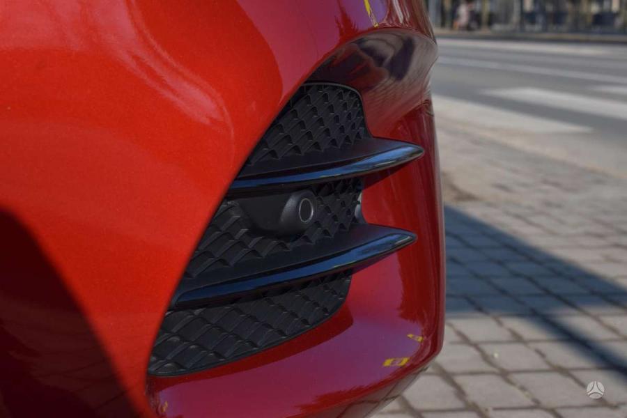 Sarkans Mercedes-Benz V 250 2018 Marijampole, ar dzinēja tilpumu 2.14 L un nobraukumu 88 tūkst. km par 39950 €, foto 16 vietnē AUTOMOTO.COM.LV