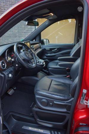 Sarkans Mercedes-Benz V 250 2018 Marijampole, ar dzinēja tilpumu 2.14 L un nobraukumu 88 tūkst. km par 39950 €, foto 22 vietnē AUTOMOTO.COM.LV