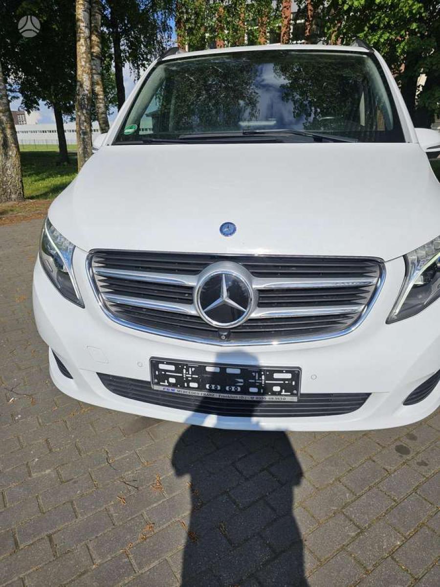 White Mercedes-Benz V 250 2016 in Marijampole, with an engine capacity of 2.14 L and mileage of 240 thousand km for 28900 €, photo 22 on AUTOMOTO.COM.LV