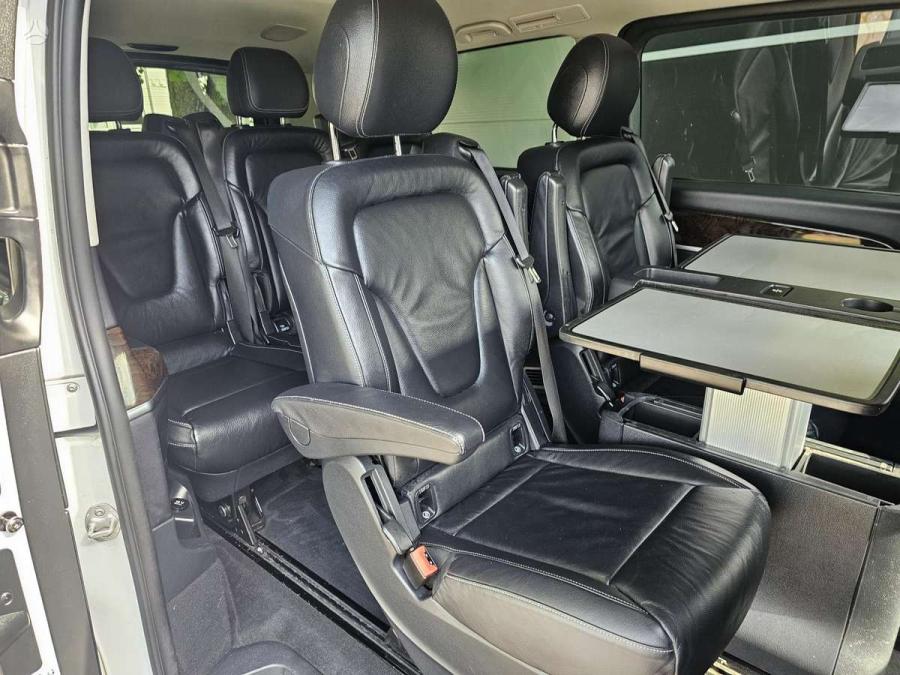 White Mercedes-Benz V 250 2016 in Marijampole, with an engine capacity of 2.14 L and mileage of 240 thousand km for 28900 €, photo 10 on AUTOMOTO.COM.LV