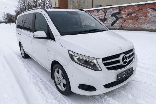 White Mercedes-Benz V 250 2017 in Siauliai, with an engine capacity of 2.00 L and mileage of 374 thousand km for 19500 €, photo 3 on AUTOMOTO.COM.LV