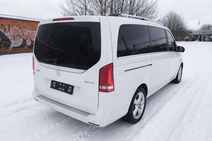 White Mercedes-Benz V 250 2017 in Siauliai, with an engine capacity of 2.00 L and mileage of 374 thousand km for 19500 €, photo 4 on AUTOMOTO.COM.LV