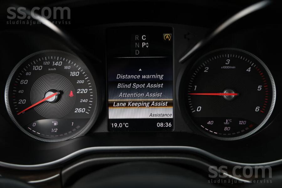 Balts Mercedes-Benz V 250 2014 Tukums, ar dzinēja tilpumu 2.20 L un nobraukumu 267 tūkst. km par 25500 €, foto 34 vietnē AUTOMOTO.COM.LV