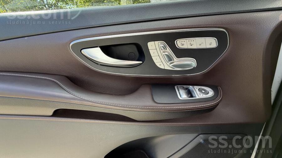 Balts Mercedes-Benz V 250 2014 Rīga, ar dzinēja tilpumu 2.20 L un nobraukumu 221 tūkst. km par 24500 €, foto 13 vietnē AUTOMOTO.COM.LV