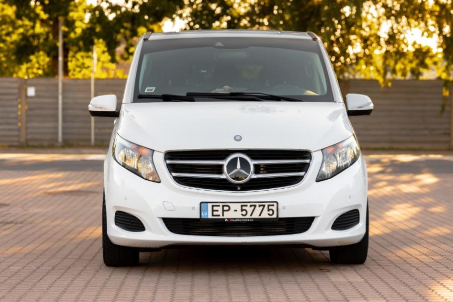 Balts Mercedes-Benz V 250 2015 Rīga, ar dzinēja tilpumu 2.20 L un nobraukumu 196 tūkst. km par 29490 €, foto 1 vietnē AUTOMOTO.COM.LV
