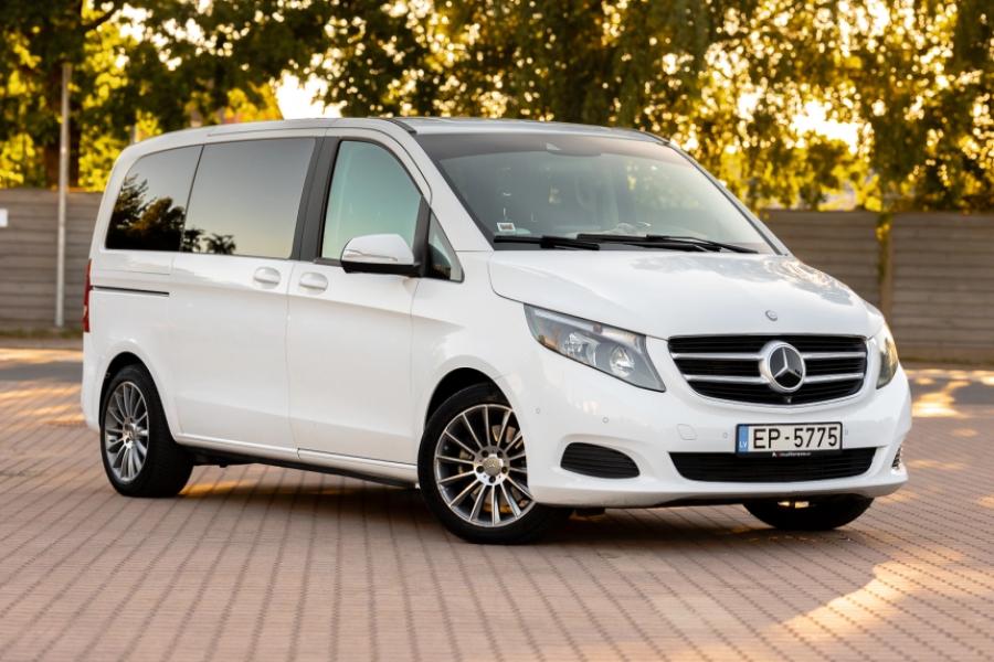Balts Mercedes-Benz V 250 2015 Rīga, ar dzinēja tilpumu 2.20 L un nobraukumu 196 tūkst. km par 29490 €, foto 3 vietnē AUTOMOTO.COM.LV