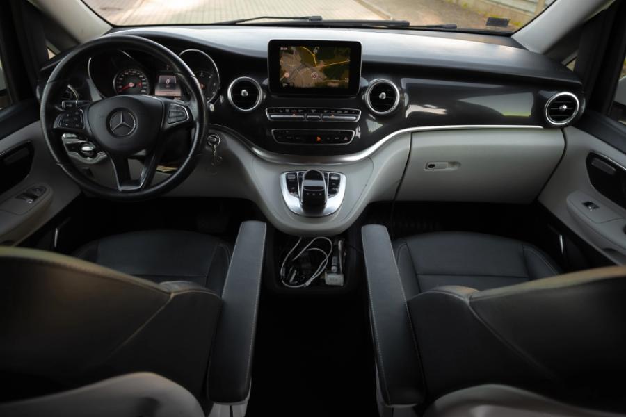Balts Mercedes-Benz V 250 2015 Rīga, ar dzinēja tilpumu 2.20 L un nobraukumu 196 tūkst. km par 29490 €, foto 12 vietnē AUTOMOTO.COM.LV