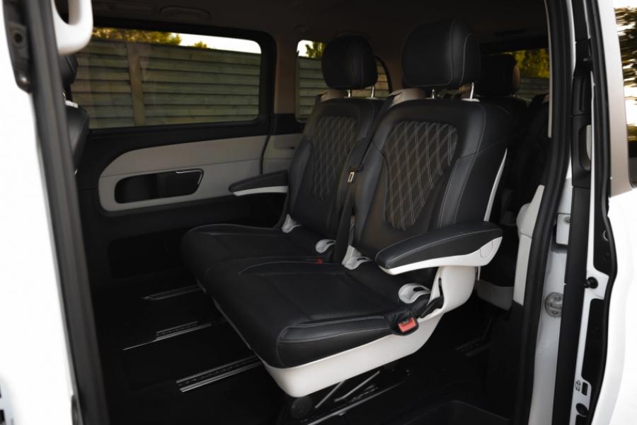 Balts Mercedes-Benz V 250 2015 Rīga, ar dzinēja tilpumu 2.20 L un nobraukumu 196 tūkst. km par 29490 €, foto 17 vietnē AUTOMOTO.COM.LV