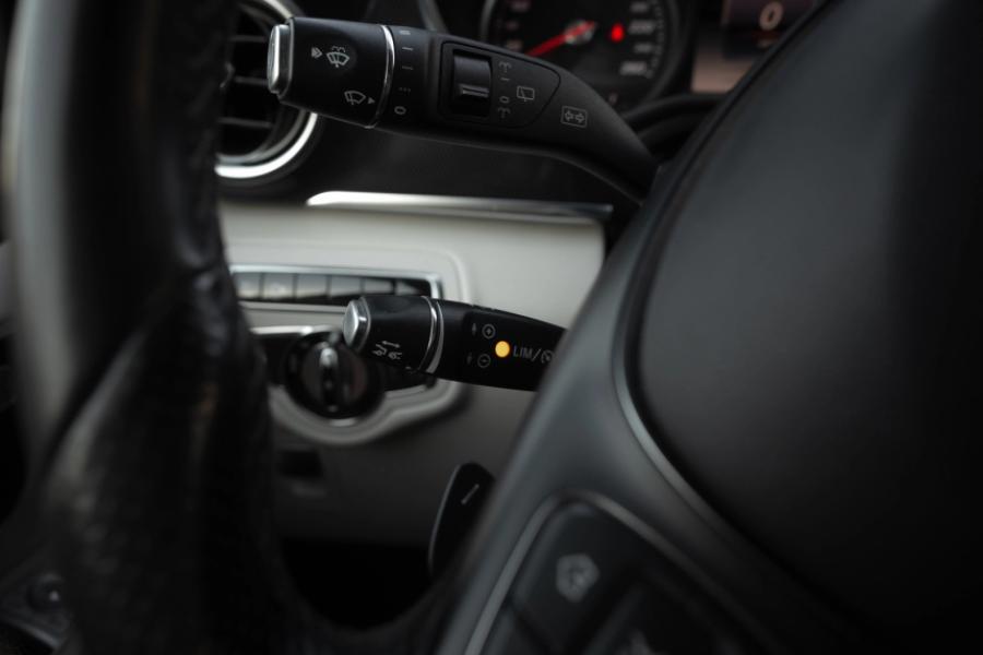 Balts Mercedes-Benz V 250 2015 Rīga, ar dzinēja tilpumu 2.20 L un nobraukumu 196 tūkst. km par 29490 €, foto 23 vietnē AUTOMOTO.COM.LV