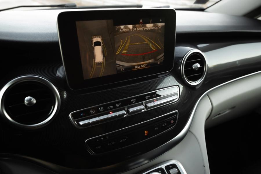 Balts Mercedes-Benz V 250 2015 Rīga, ar dzinēja tilpumu 2.20 L un nobraukumu 196 tūkst. km par 29490 €, foto 26 vietnē AUTOMOTO.COM.LV