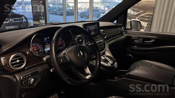 Balts Mercedes-Benz V 250 2016 Rīga, ar dzinēja tilpumu 2.20 L un nobraukumu 266 tūkst. km par 30990 €, foto 8 vietnē AUTOMOTO.COM.LV