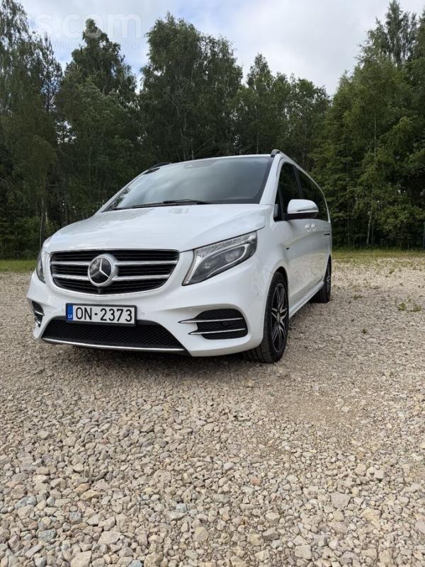 Balts Mercedes-Benz V 250 2016 Valka, ar dzinēja tilpumu 2.00 L un nobraukumu 242 tūkst. km par 31000 €, foto 1 vietnē AUTOMOTO.COM.LV