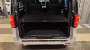 White Mercedes-Benz V 250 2016 in Riga, with an engine capacity of 2.20 L and mileage of 268 thousand km for 29990 €, photo 15 on AUTOMOTO.COM.LV