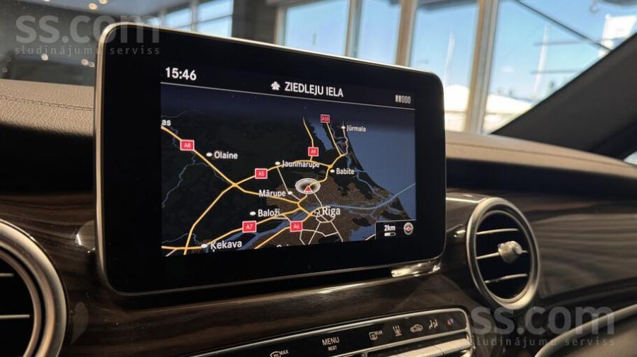 White Mercedes-Benz V 250 2016 in Riga, with an engine capacity of 2.20 L and mileage of 268 thousand km for 29990 €, photo 22 on AUTOMOTO.COM.LV