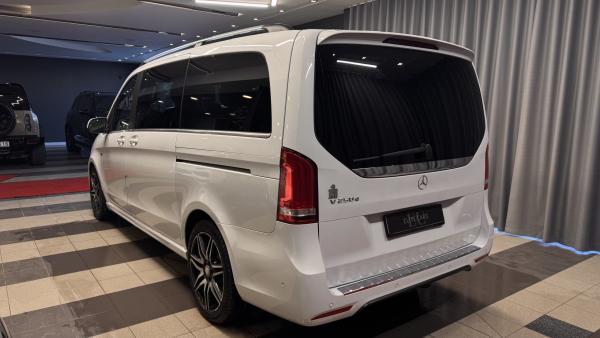 Balts Mercedes-Benz V 250 2016 Rīga, ar dzinēja tilpumu 2.20 L un nobraukumu 268 tūkst. km par 29990 €, foto 5 vietnē AUTOMOTO.COM.LV