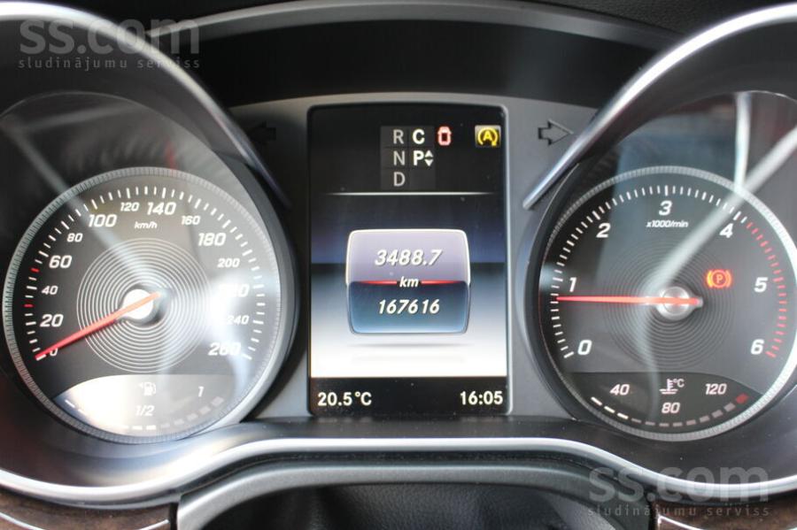 Balts Mercedes-Benz V 250 2017 Rīga, ar dzinēja tilpumu 2.20 L un nobraukumu 168 tūkst. km par 32900 €, foto 19 vietnē AUTOMOTO.COM.LV