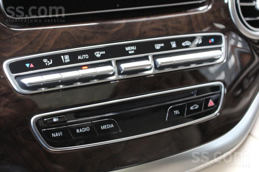 Balts Mercedes-Benz V 250 2017 Rīga, ar dzinēja tilpumu 2.20 L un nobraukumu 168 tūkst. km par 32900 €, foto 24 vietnē AUTOMOTO.COM.LV