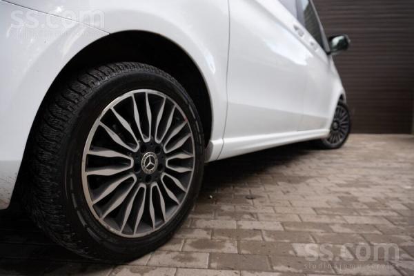 White Mercedes-Benz V 250 2019 in Riga, with an engine capacity of 2.10 L and mileage of 282 thousand km for 31990 €, photo 5 on AUTOMOTO.COM.LV