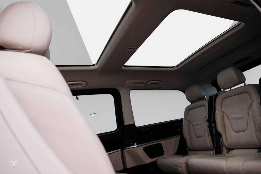 White Mercedes-Benz V 250 2019 in Kaunas, with an engine capacity of 2.20 L and mileage of 299 thousand km for 30990 €, photo 14 on AUTOMOTO.COM.LV
