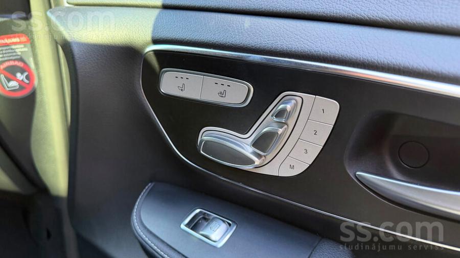 Balts Mercedes-Benz V 250 2021 Liepāja, ar dzinēja tilpumu 2.00 L un nobraukumu 158 tūkst. km par 45000 €, foto 27 vietnē AUTOMOTO.COM.LV