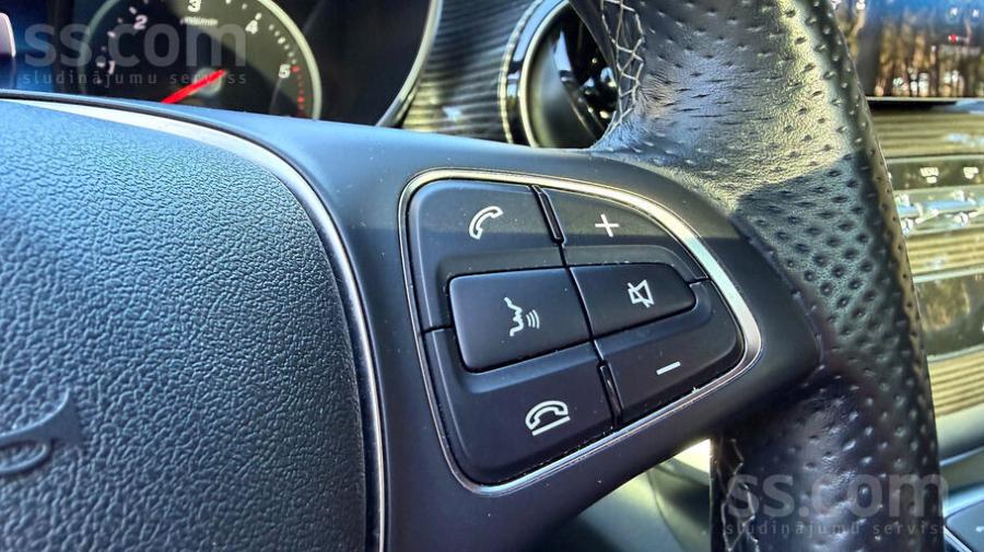 Balts Mercedes-Benz V 250 2021 Liepāja, ar dzinēja tilpumu 2.00 L un nobraukumu 158 tūkst. km par 45000 €, foto 31 vietnē AUTOMOTO.COM.LV