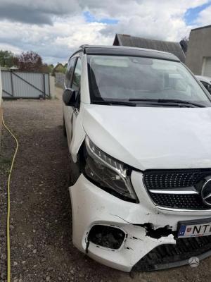 White Mercedes-Benz V 250 2023 in Panevezys, with an engine capacity of 1.95 L and mileage of 31 thousand km for 41500 €, photo 4 on AUTOMOTO.COM.LV