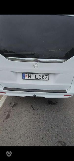 White Mercedes-Benz V 250 2023 in Panevezys, with an engine capacity of 1.95 L and mileage of 31 thousand km for 41500 €, photo 7 on AUTOMOTO.COM.LV