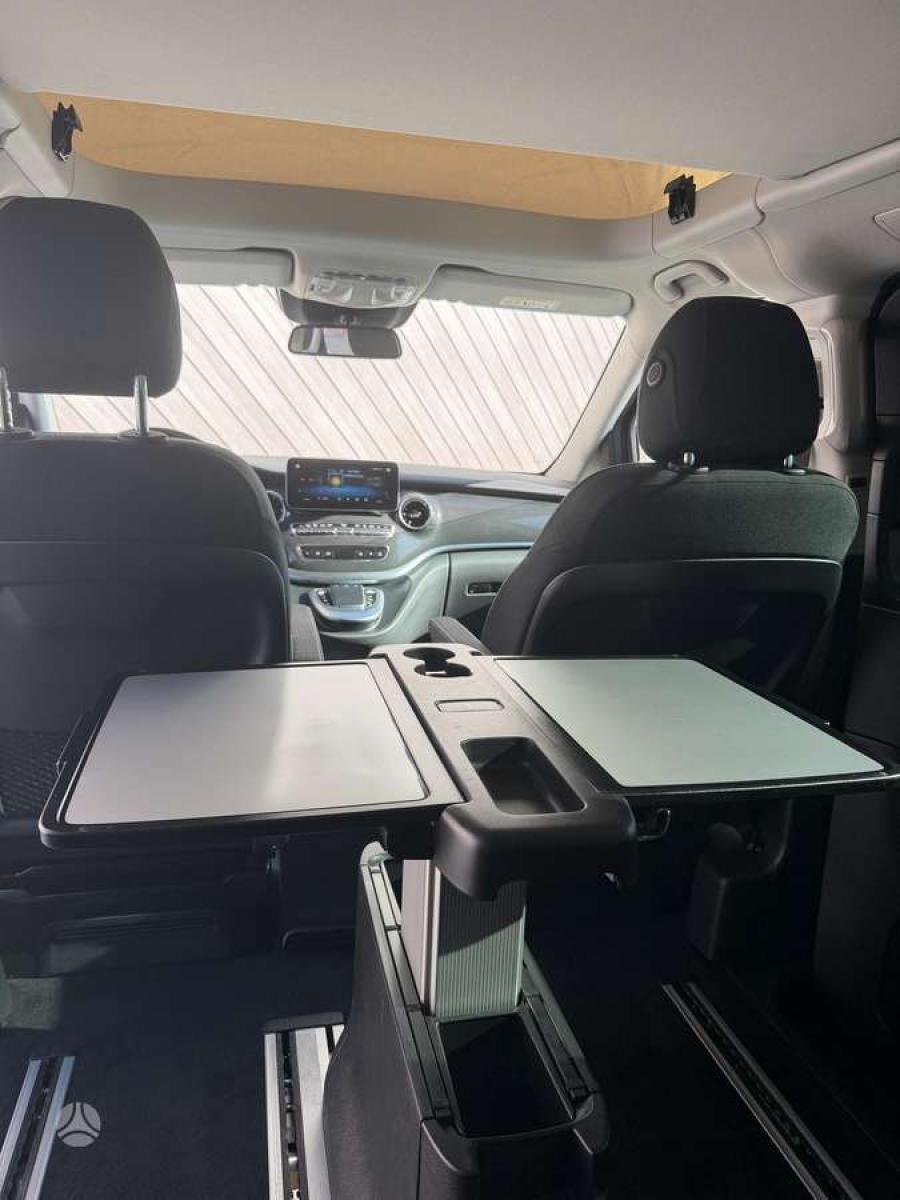 White Mercedes-Benz V 250 2023 in Panevezys, with an engine capacity of 1.95 L and mileage of 31 thousand km for 41500 €, photo 10 on AUTOMOTO.COM.LV
