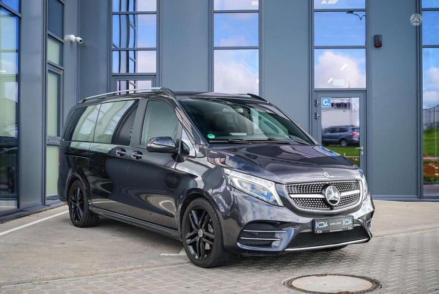 Черный Мерседес В 300 2019 в Каунас, объемом двигателя 1.95 л и пробегом 141 тыс. км за 42950 €, фото 1 на AUTOMOTO.COM.LV
