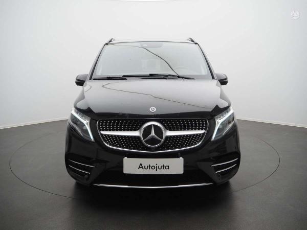 Black Mercedes-Benz V 300 2020 in Vilnius, with an engine capacity of 1.95 L and mileage of 147 thousand km for 53500 €, photo 2 on AUTOMOTO.COM.LV