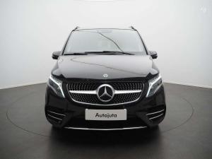 Black Mercedes-Benz V 300 2020 in Vilnius, with an engine capacity of 1.95 L and mileage of 147 thousand km for 53500 €, photo 3 on AUTOMOTO.COM.LV