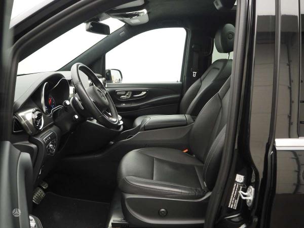 Black Mercedes-Benz V 300 2020 in Vilnius, with an engine capacity of 1.95 L and mileage of 147 thousand km for 53500 €, photo 8 on AUTOMOTO.COM.LV