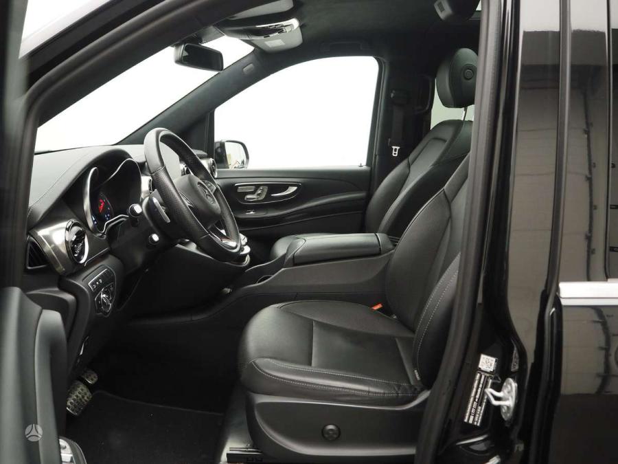Black Mercedes-Benz V 300 2020 in Vilnius, with an engine capacity of 1.95 L and mileage of 147 thousand km for 53500 €, photo 9 on AUTOMOTO.COM.LV