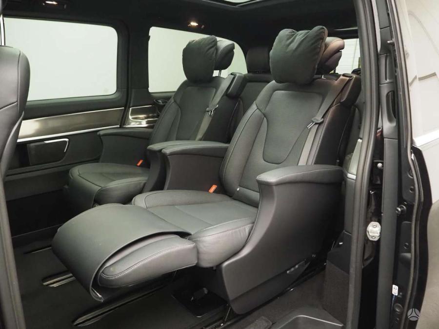 Black Mercedes-Benz V 300 2020 in Vilnius, with an engine capacity of 1.95 L and mileage of 147 thousand km for 53500 €, photo 15 on AUTOMOTO.COM.LV