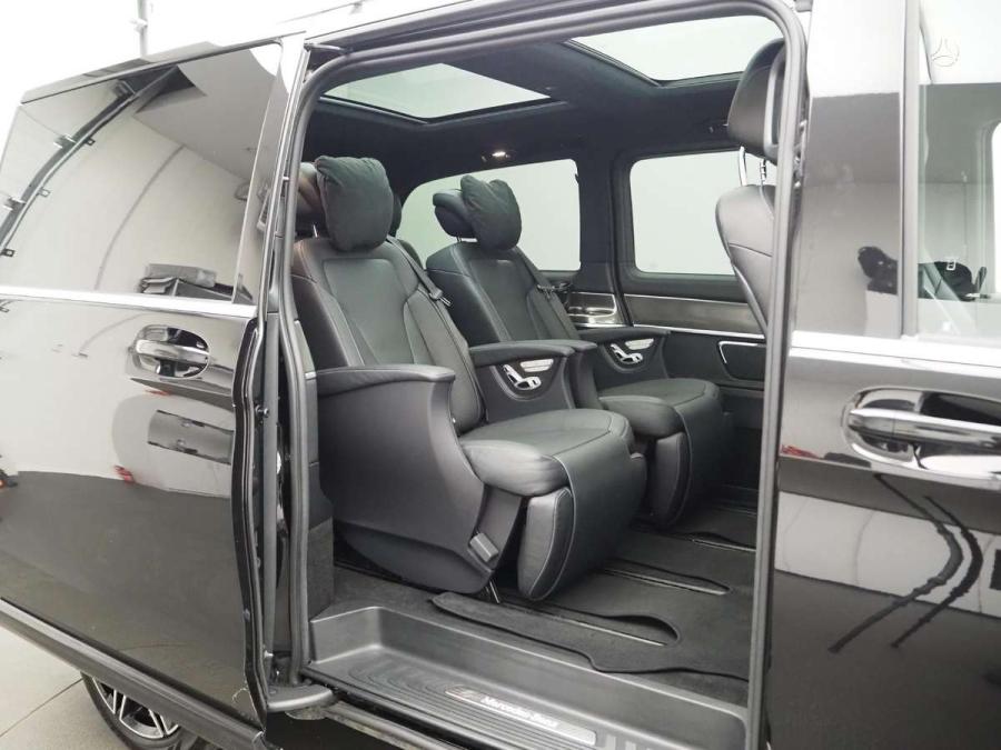 Black Mercedes-Benz V 300 2020 in Vilnius, with an engine capacity of 1.95 L and mileage of 147 thousand km for 53500 €, photo 17 on AUTOMOTO.COM.LV