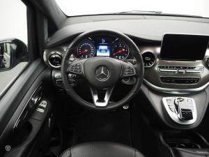Black Mercedes-Benz V 300 2020 in Vilnius, with an engine capacity of 1.95 L and mileage of 147 thousand km for 53500 €, photo 23 on AUTOMOTO.COM.LV