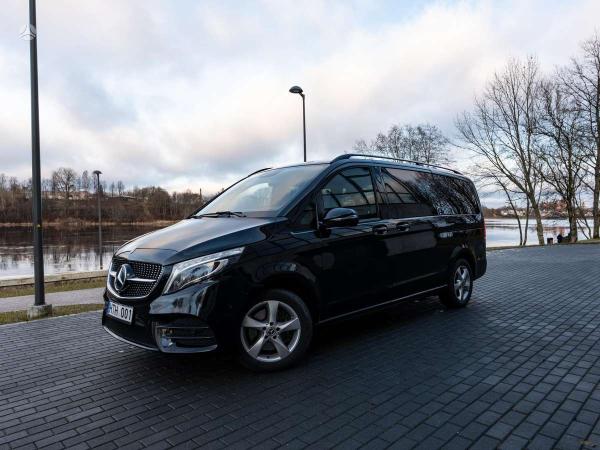 Black Mercedes-Benz V 300 2021 in Plunge, with an engine capacity of 1.95 L and mileage of 148 thousand km for 53500 €, photo 3 on AUTOMOTO.COM.LV