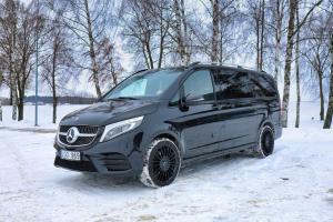 Black Mercedes-Benz V 300 2022 in Kedainiai, with an engine capacity of 1.95 L and mileage of 125 thousand km for 62200 €, photo 5 on AUTOMOTO.COM.LV