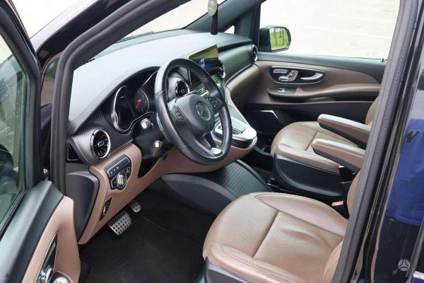 Melns Mercedes-Benz V 300 2022 Kėdainiai, ar dzinēja tilpumu 1.95 L un nobraukumu 128 tūkst. km par 59000 €, foto 7 vietnē AUTOMOTO.COM.LV