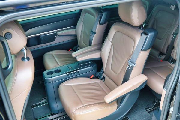Melns Mercedes-Benz V 300 2022 Kėdainiai, ar dzinēja tilpumu 1.95 L un nobraukumu 128 tūkst. km par 59000 €, foto 8 vietnē AUTOMOTO.COM.LV