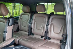 Black Mercedes-Benz V 300 2022 in Kedainiai, with an engine capacity of 1.95 L and mileage of 128 thousand km for 59000 €, photo 10 on AUTOMOTO.COM.LV