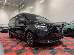 Melns Mercedes-Benz V 300 2024 Viļņa, ar dzinēja tilpumu 1.95 L un nobraukumu 30 tūkst. km par 79900 €, foto 4 vietnē AUTOMOTO.COM.LV