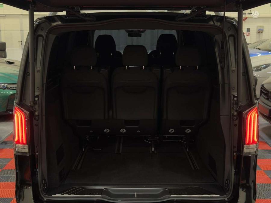 Melns Mercedes-Benz V 300 2024 Viļņa, ar dzinēja tilpumu 1.95 L un nobraukumu 30 tūkst. km par 79900 €, foto 39 vietnē AUTOMOTO.COM.LV