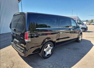 Black Mercedes-Benz V 300 2024 in Klaipeda, with an engine capacity of 1.95 L and mileage of 69 thousand km for 31750 €, photo 5 on AUTOMOTO.COM.LV