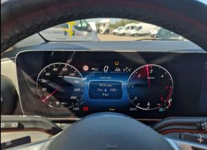 Black Mercedes-Benz V 300 2024 in Klaipeda, with an engine capacity of 1.95 L and mileage of 69 thousand km for 31750 €, photo 8 on AUTOMOTO.COM.LV