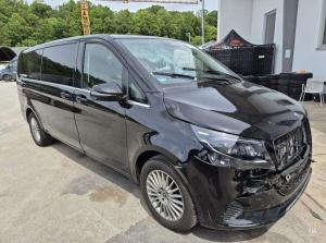 Melns Mercedes-Benz V 300 2025 Klaipėda, ar dzinēja tilpumu 1.95 L un nobraukumu 40 tūkst. km par 27500 €, foto  vietnē AUTOMOTO.COM.LV