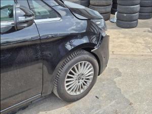 Melns Mercedes-Benz V 300 2025 Klaipėda, ar dzinēja tilpumu 1.95 L un nobraukumu 40 tūkst. km par 27500 €, foto 13 vietnē AUTOMOTO.COM.LV