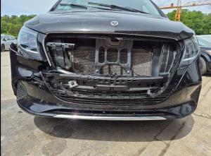 Melns Mercedes-Benz V 300 2025 Klaipėda, ar dzinēja tilpumu 1.95 L un nobraukumu 40 tūkst. km par 27500 €, foto 16 vietnē AUTOMOTO.COM.LV