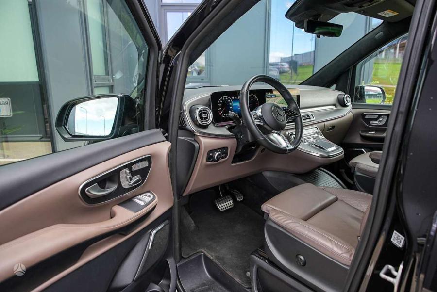 Black Mercedes-Benz V 300 2025 in Kaunas, with an engine capacity of 1.95 L and mileage of 25 thousand km for 94950 €, photo 20 on AUTOMOTO.COM.LV